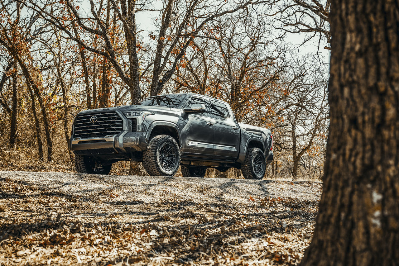 2024 Toyota Tundra - Fuel INJECTOR - Black | Wheel Pros